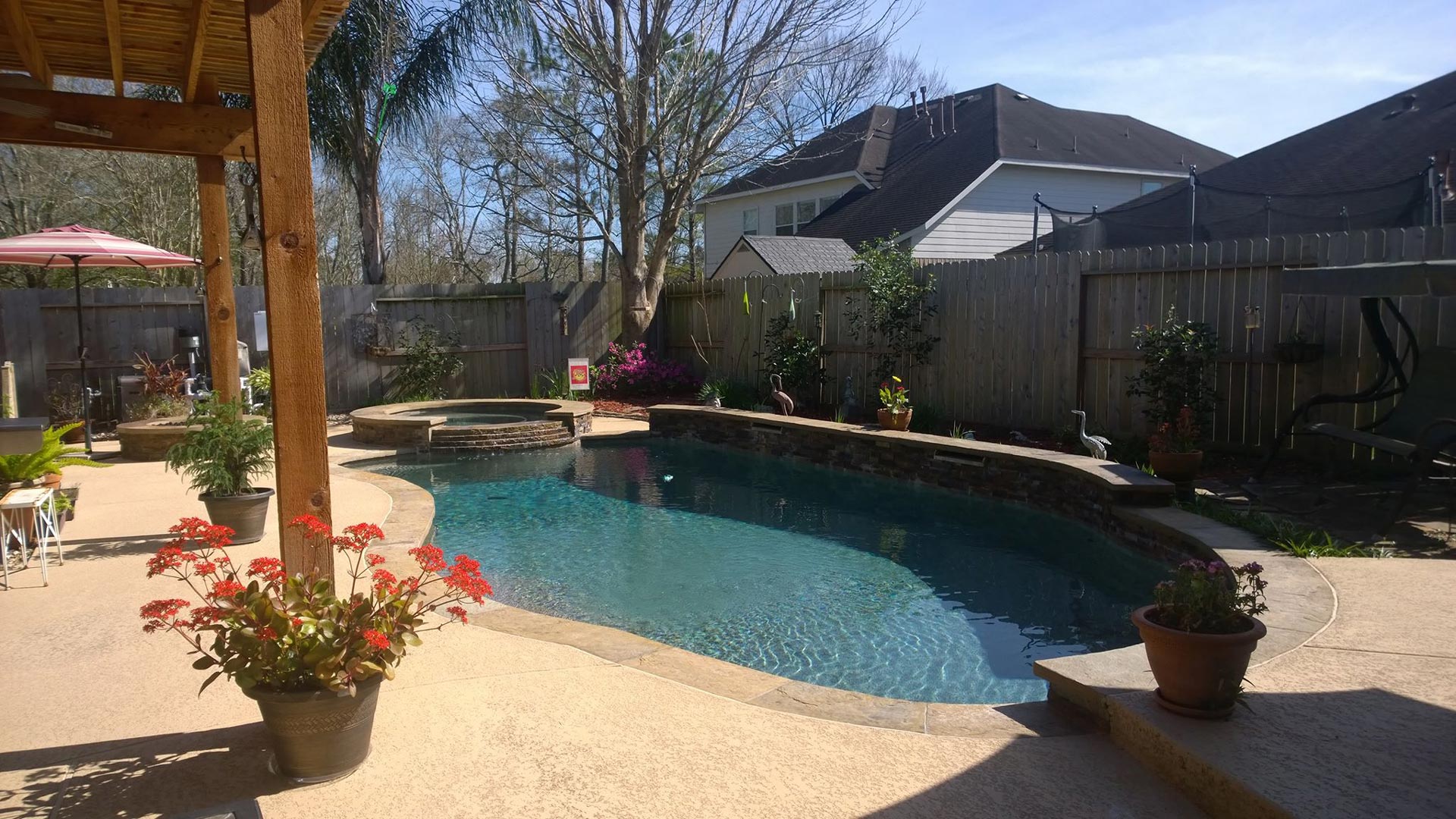 Custom Pools - OCEAN BLUE POOLS